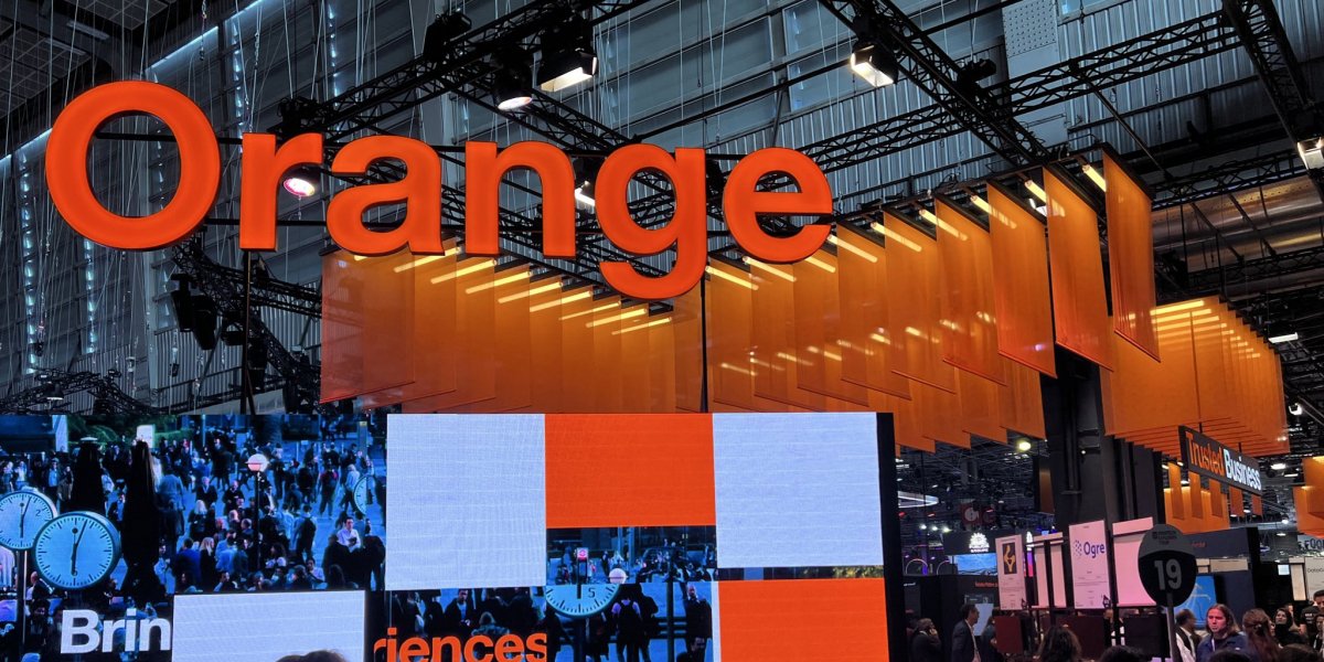 Orange. La doble jugada del Elíseo que deja 'tocada' a Te...