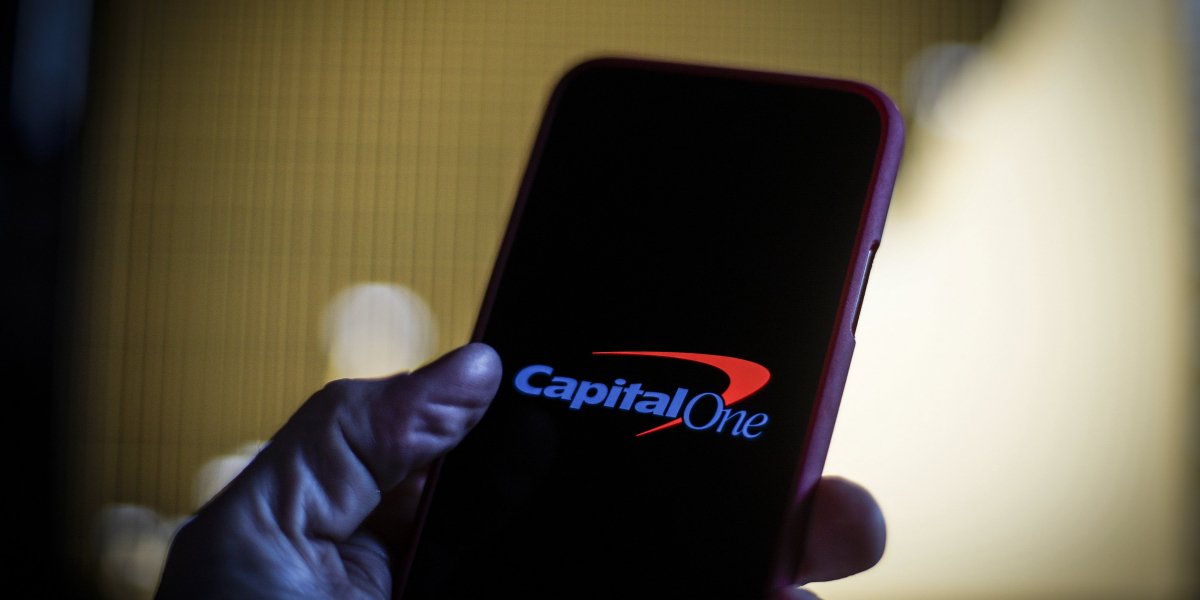El hackeo al banco estadounidense Capital One incluye "ap...