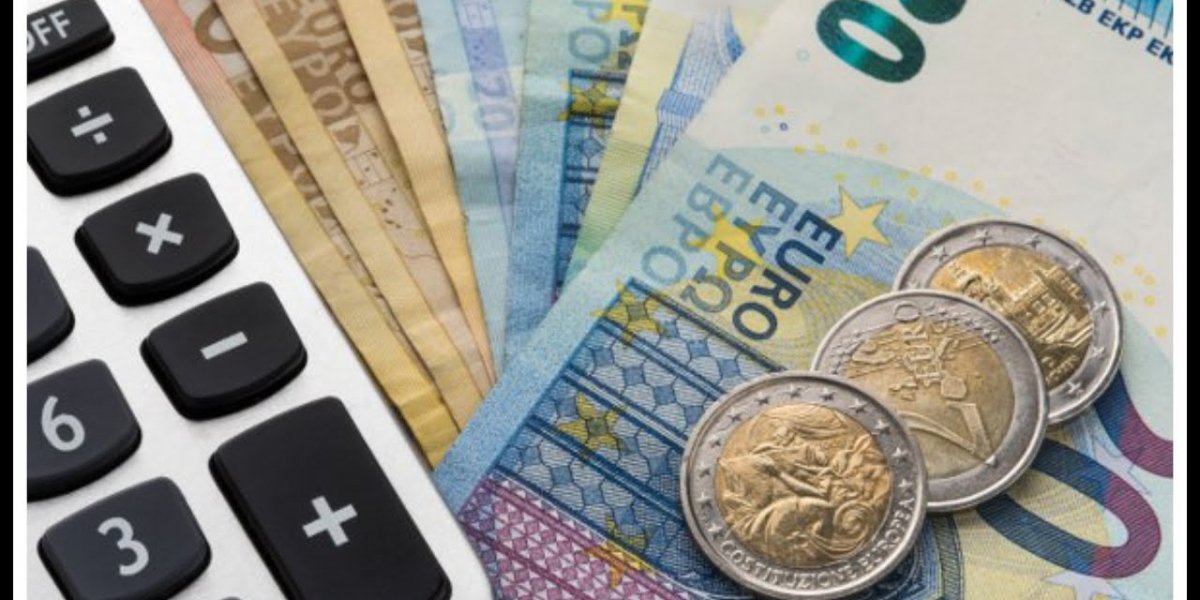 El salario medio en España en 2023 fue de 2.273 euros bru...